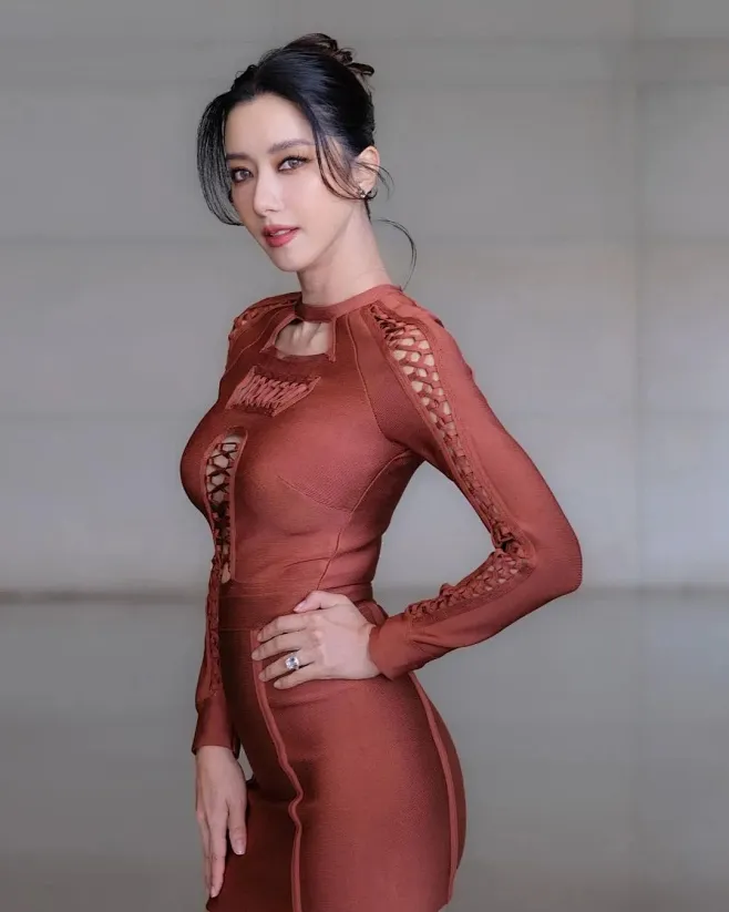 fe7aeb3699444ba596406ae7d3ddc6dd~noop-花瓣网