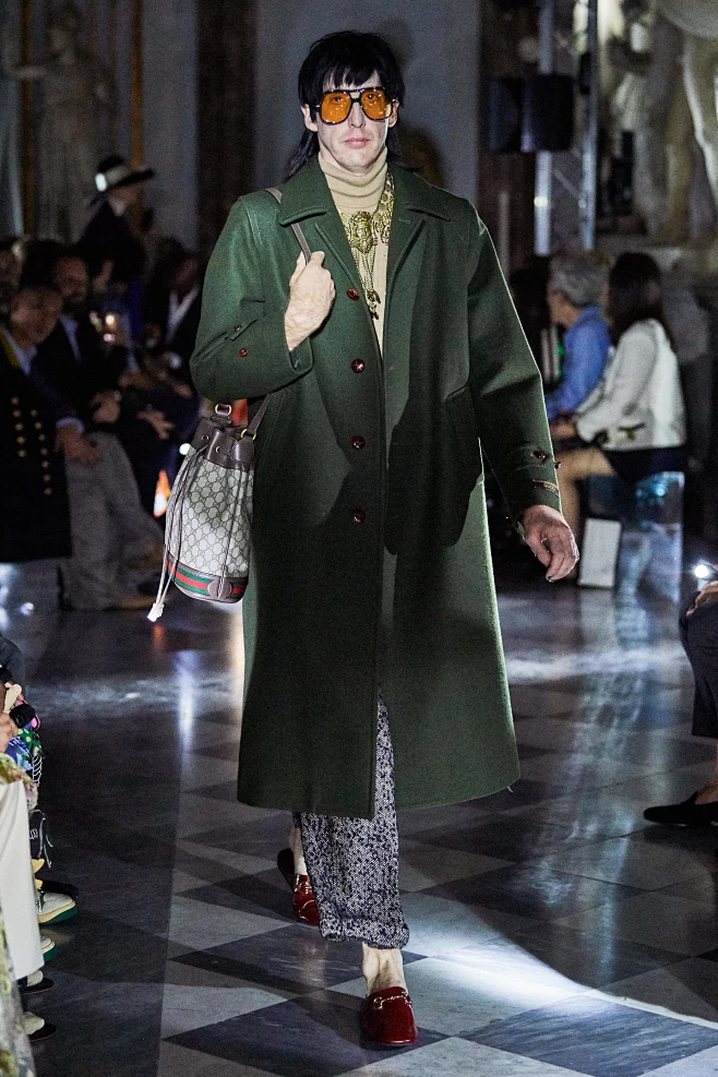Gucci Resort 2020 Fashion Show : The complete Gucci Resort 2020 fashion ...