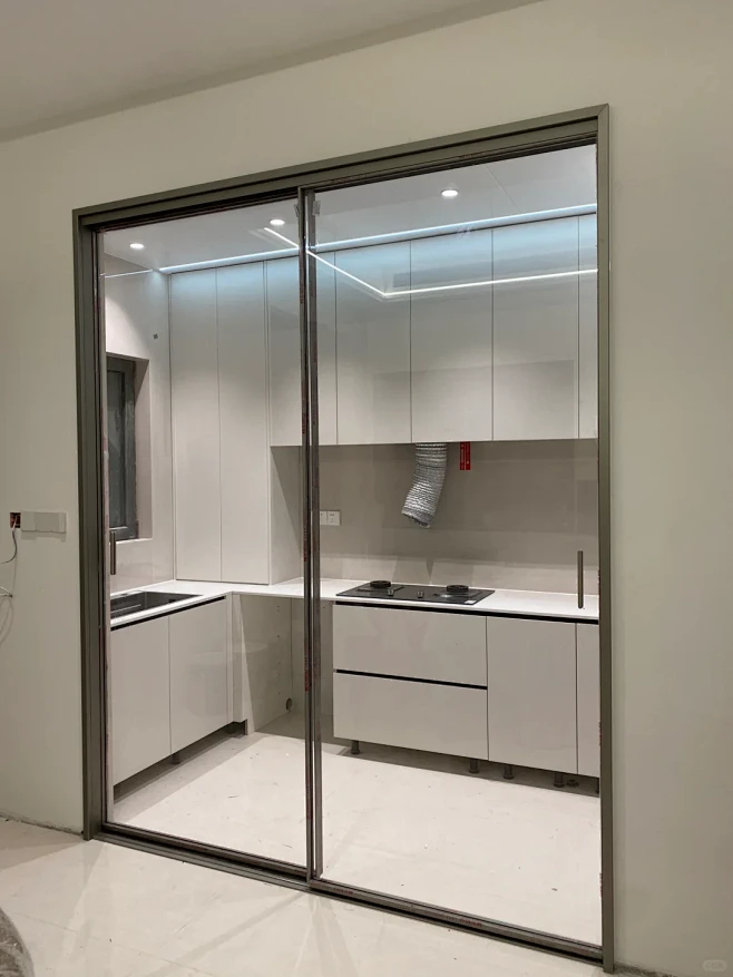 从天亮装到天黑极简厨房门推拉门终于落地 - 小红书-花瓣网