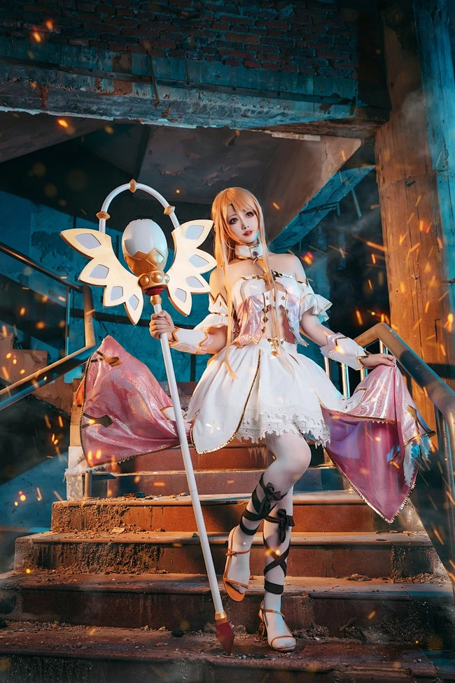 #cos##亚丝娜天使##亚丝娜##刀剑神域##cos… - 半次元 - ACG爱好者社区-花瓣网