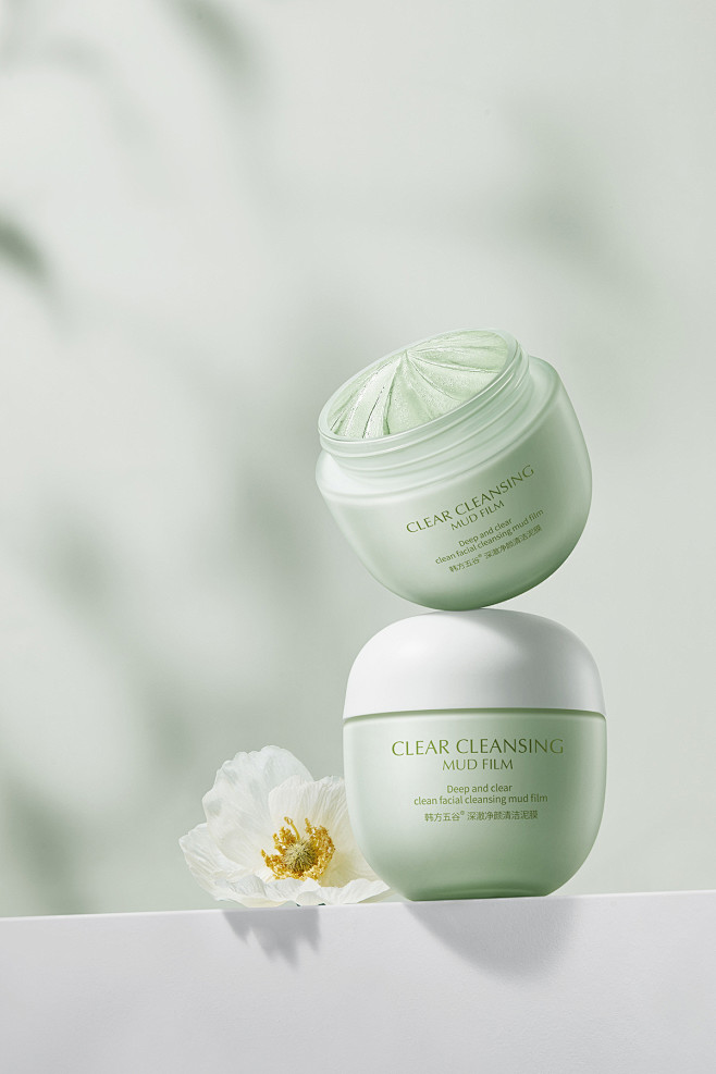 a33f055d-e8ce-4074-a677-fbadc4ce7b5b