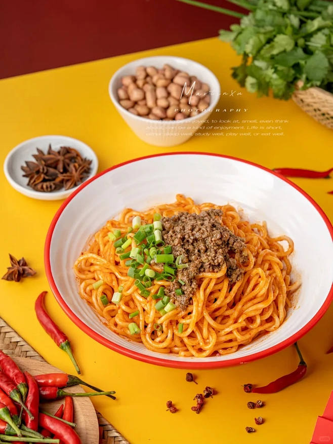 美食摄影｜干拌面、汤粉_2_Martin、Xu_来自小红书网页版-花瓣网