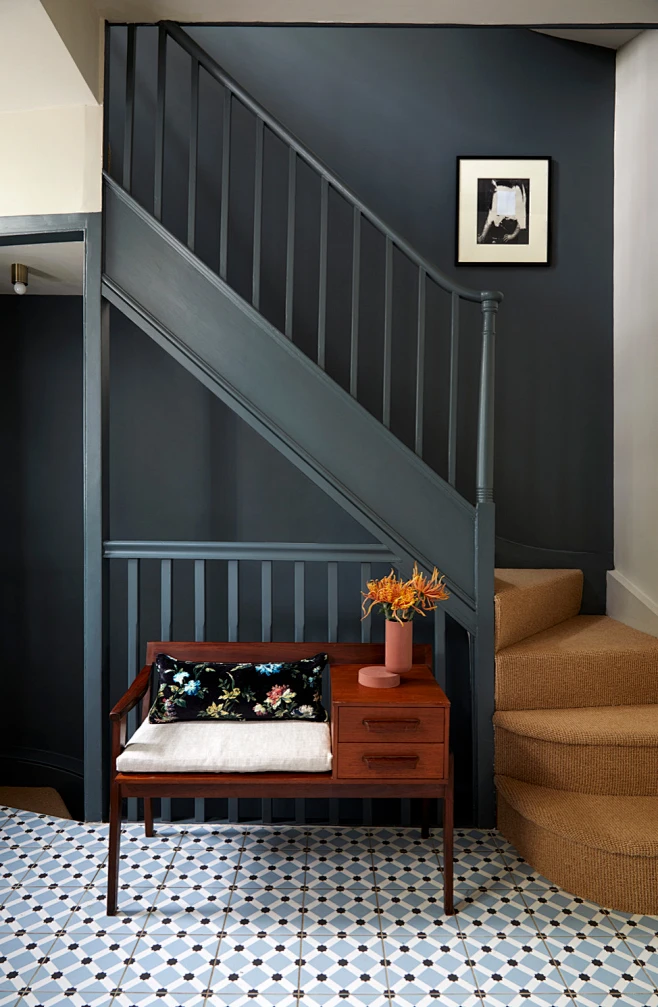 Highgate House - hallway - Transitional - Staircase - London - by A New ...