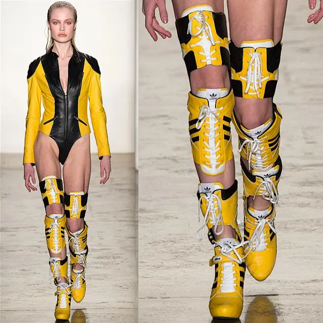 Jeremy Scott Fall 2014 thigh high sneaker boots-花瓣网