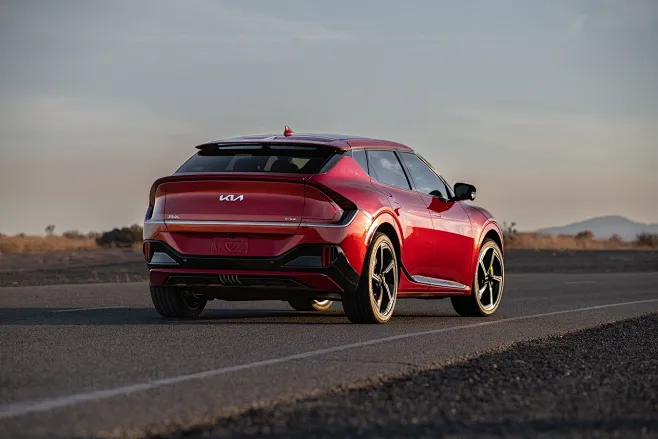 2024 Kia EV6: Updated Trim Levels, Increased Driving Range, New Charge ...