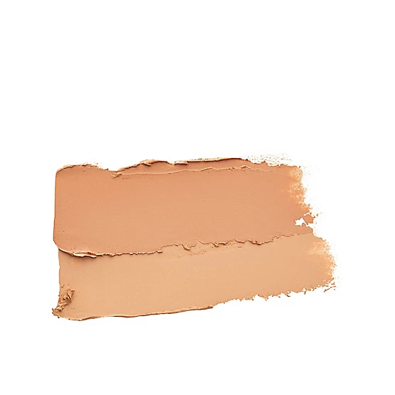 Full coverage concealer that leaves skin looking natural and flawless ...