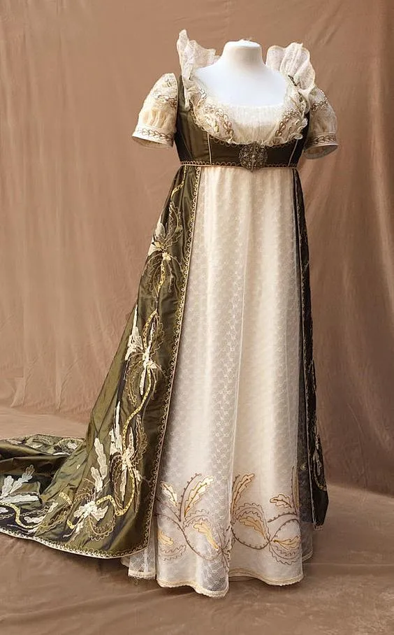 1800's regency court dress-花瓣网
