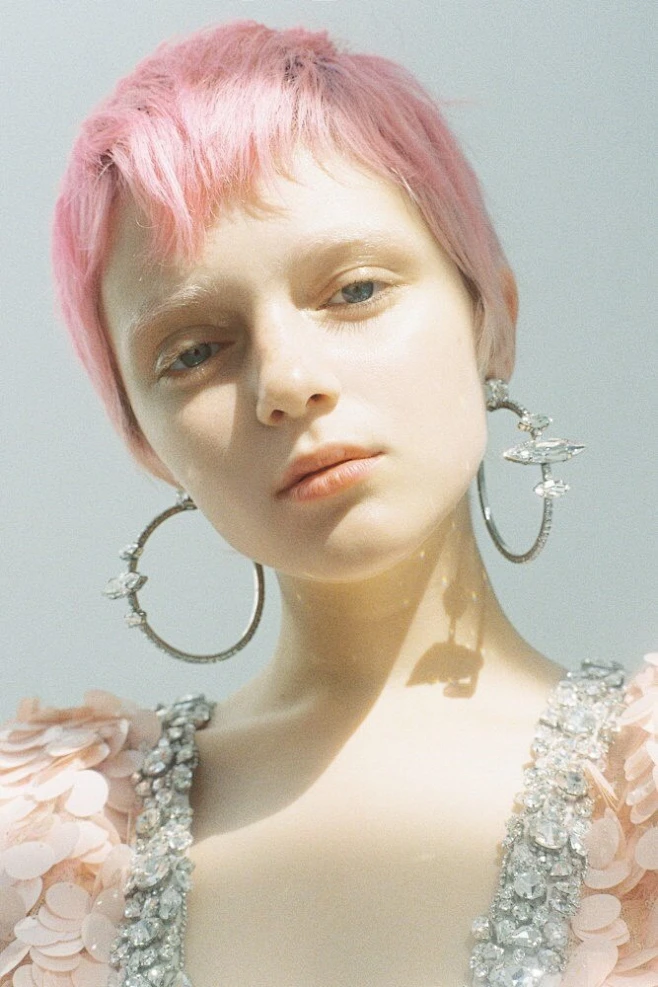 ☽Le♁pard Hawk☥ | Олеся Иванищева на страницах NUMERO Tokyo Donna 过分的好看这 ...