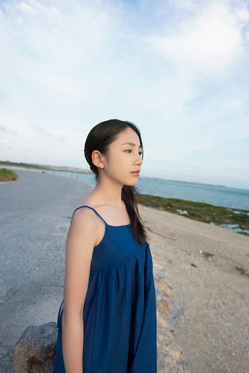 吉川友 高清写真集 www.meituri.com-花瓣网