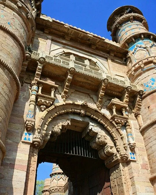 Gwalior Fort Asian Architecture, Classical Architecture, Joy Of Living ...