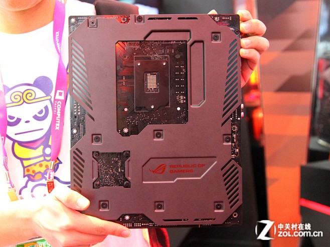 千呼万唤始出来 华硕M6F现身台北电脑展