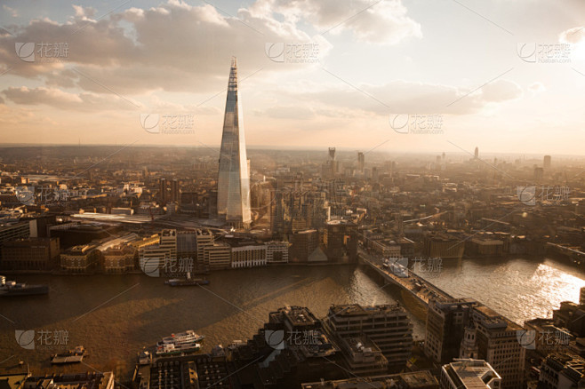 伦敦,城市天际线,前面,碎片大厦,加拿大大厦,威利斯大厦,第42号塔,全球财政,摩天大楼,泰晤士河