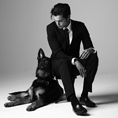 真人姿势/动态-花瓣网|陪你做生活的设计师