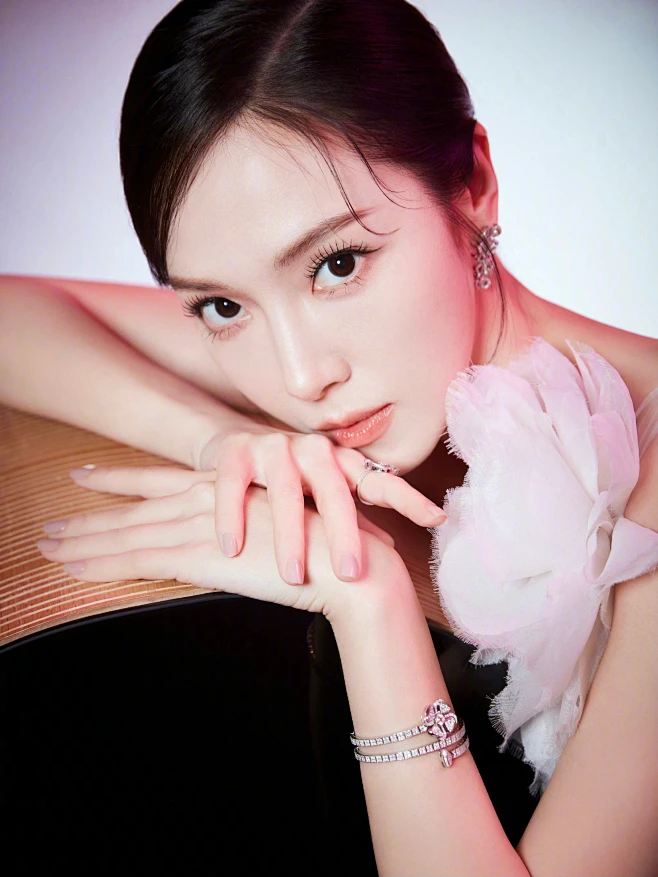 @Sy__Jessica -花瓣网