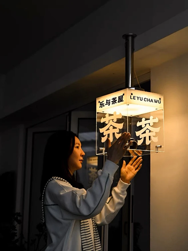 ee5f9c40-0035-401b-a5b1-a1aad8a505a4-花瓣网