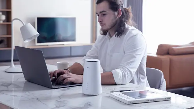 TCL LINKHUB 5G CPE HH515 router delivers Wi-Fi 6 connectivity and ...