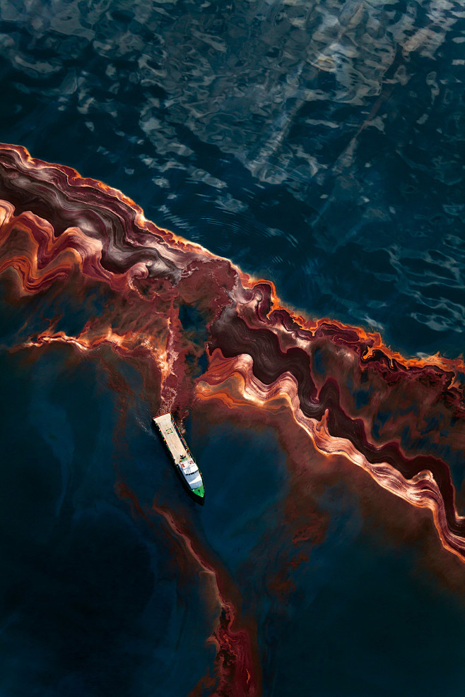 摄影师Daniel Beltrá