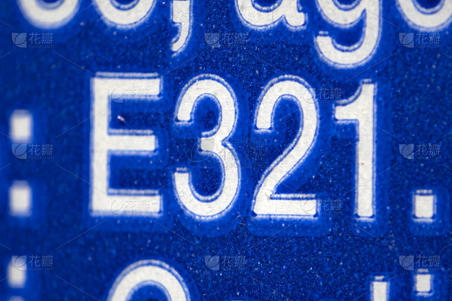 E321成分白色上蓝色