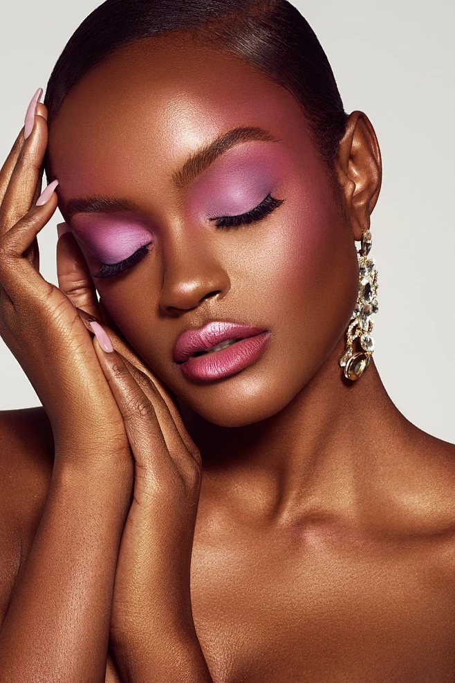 Cameron Perry on Behance-花瓣网