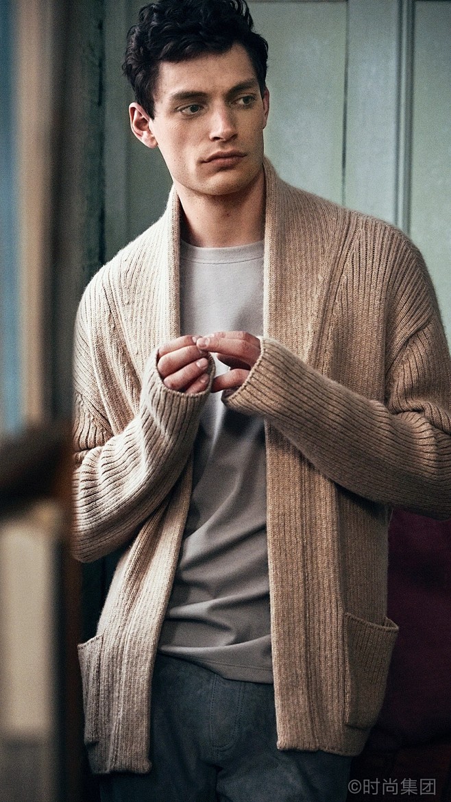 秋冬男装时尚大片 #型男# #时尚# #男模# #欧美# #西装#服装