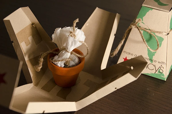 Earth Day Gift Package on Behance-花瓣网