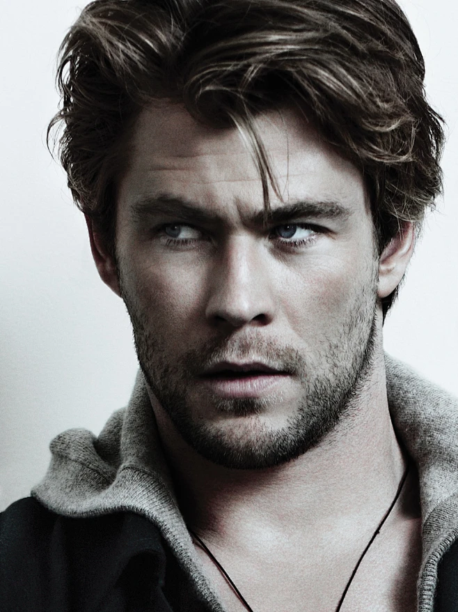 Chris Hemsworth-花瓣网