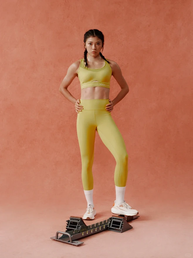 MizoStudios制作｜NEIWAI ACTIVE吴艳妮-花瓣网