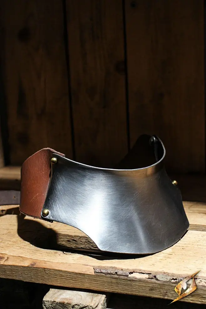 renegade-gorget-matte-steel-2-260473_2048x2048.jpg (1069×1600)-花瓣网