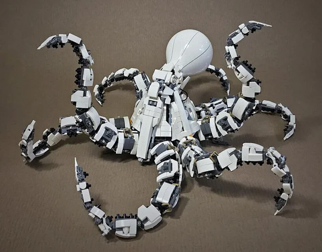 LEGO mecha octopus-花瓣网