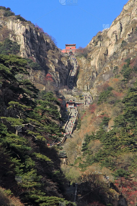 山,18岁到19岁,山东省,垂直画幅,天空,台阶,无人,蓝色,中国,户外素材-花瓣网