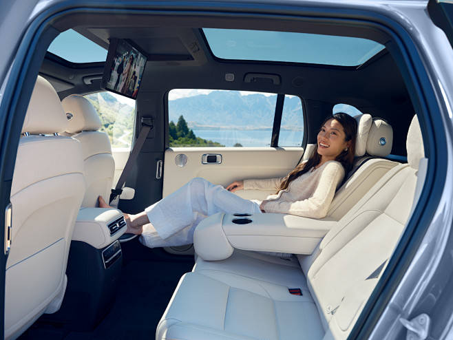 Li AUTO L7 in Queenstown on Behance