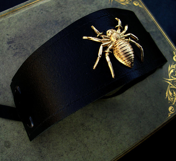Leather Spider Cuff Bracer - Gold Brass Large(B8E83).jpg