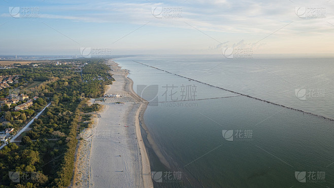 航拍沙滩和亚得里亚海