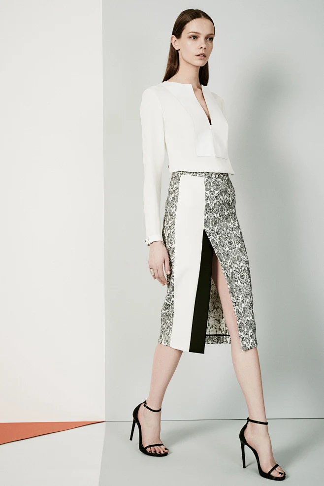 KLS Kimora Lee Simmons Pre-Fall 2015 Fashion Show : See the complete ...