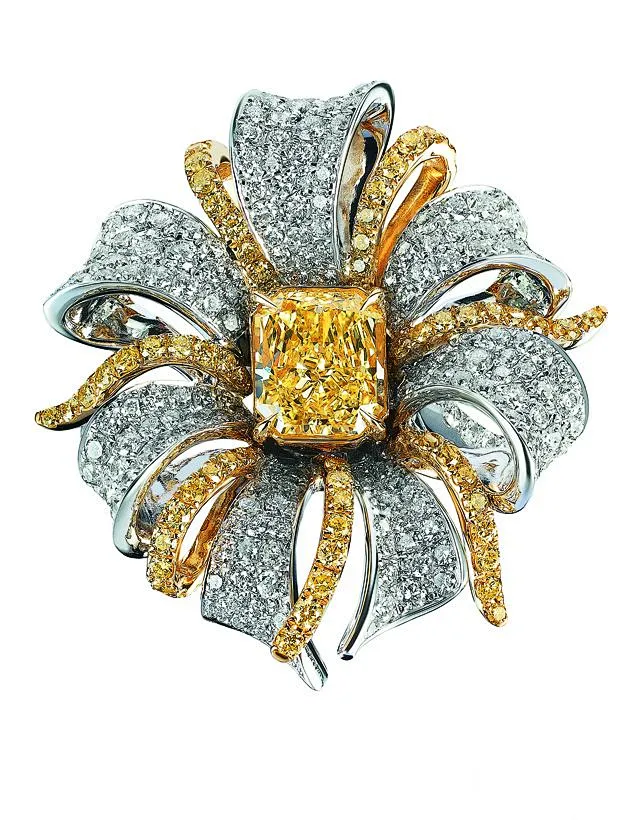 Fancy CD蝴蝶结之吻戒指图片_珠宝玉器图片素材-花瓣网