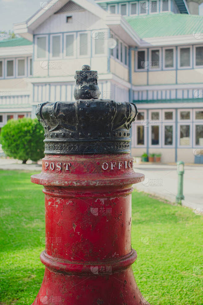 Ancient Letter Box from British Indian time - Roya