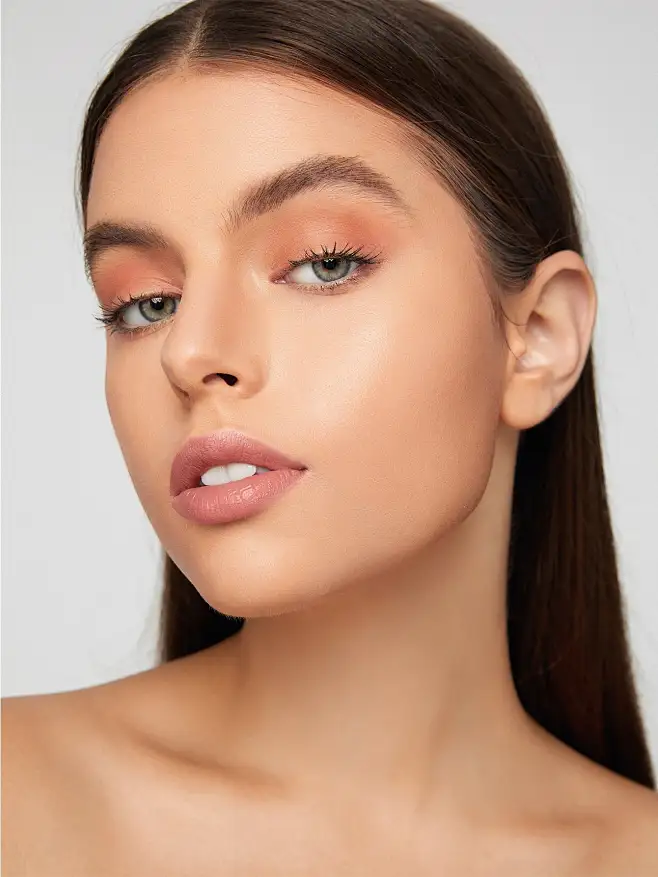 Glowin' Up Skin Stick-Golden Sun : Details: A sheer contouring gel that ...