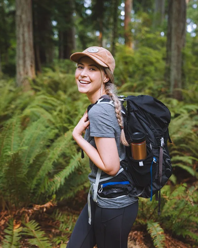 Hiking Girl: 13 thousand results found in Yandex Images-花瓣网
