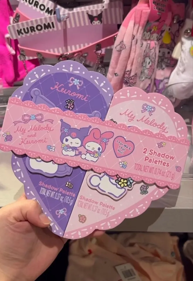 Hello Kitty-花瓣网