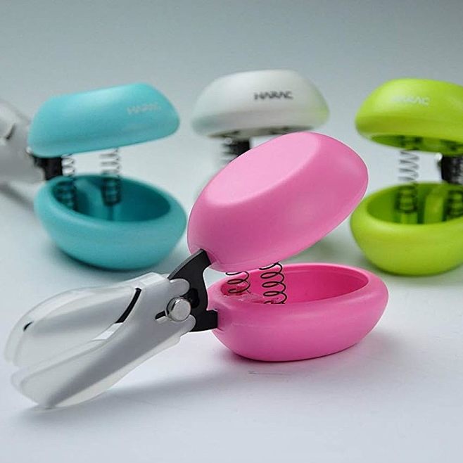 Image by HARAC. HARAC Japanese adapted scissors can be used without ...