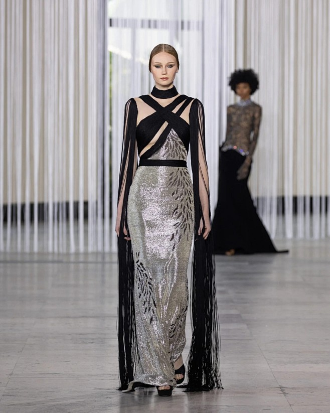 Tony Ward 2023 秋季高级定制时装秀