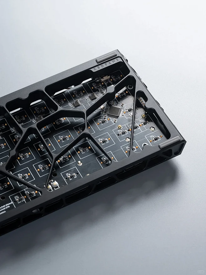 Holy60全镂空键盘 支持wooting60 rakka60-花瓣网