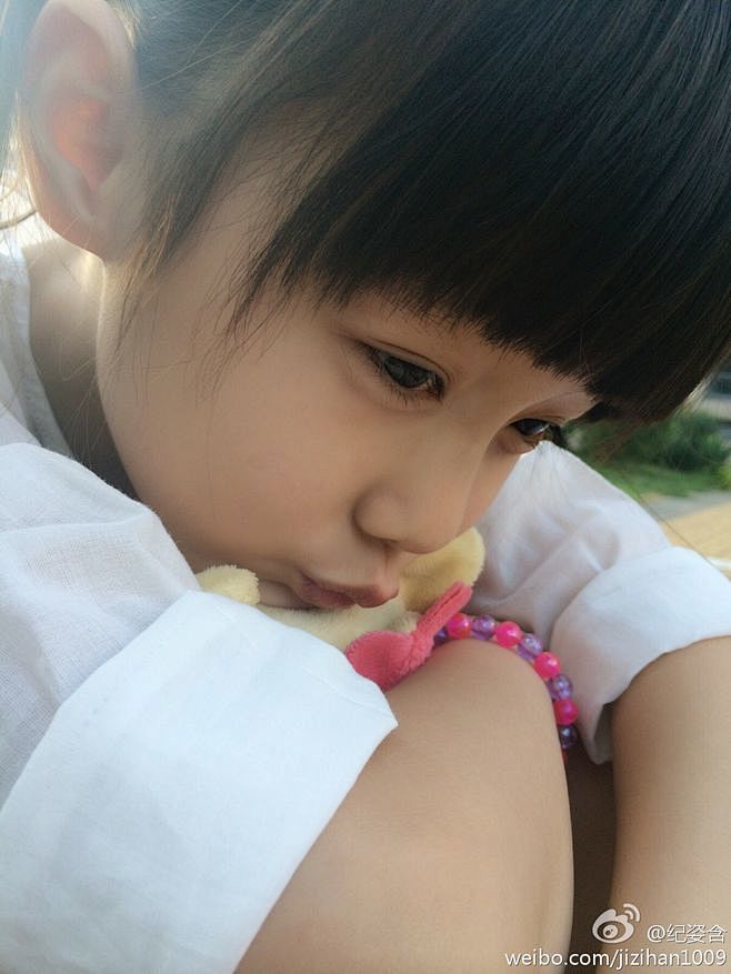 纪姿含【26P】【洛晨】 - 童星写真集 - 小女孩论坛 - QMCC.CN