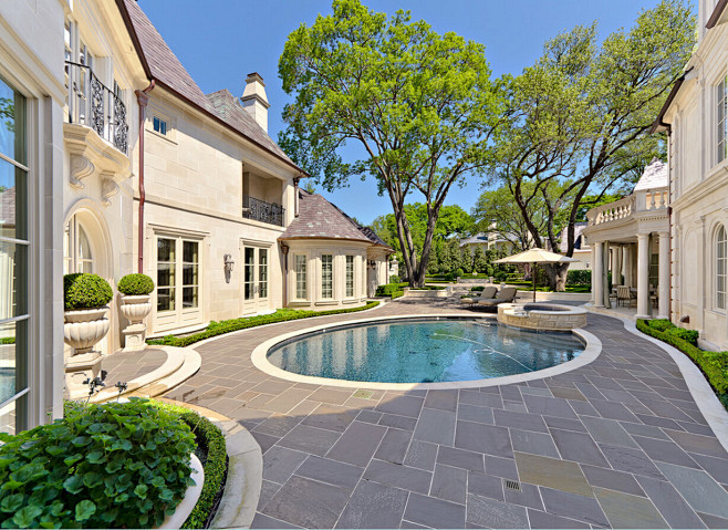 设计师_杨帆 微博：杨帆_fyyf