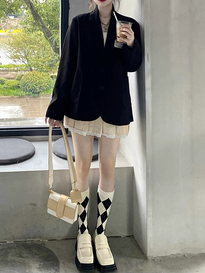 d0dde4a0-9224-305e-a3c6-74072c8d5657