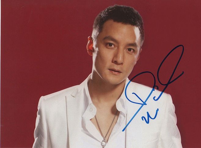 吴彦祖签名照Daniel-Wu-Autogramm-signed-20x30-cm-Bild