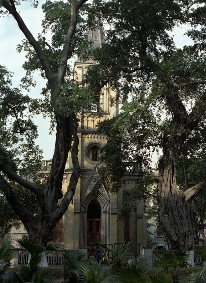130)Shamian Church - Gua...