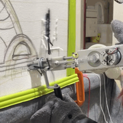 G点（Gräfenberg spot或G-spot）是女性耻骨后的一小块区域，是女性的性感带，当受到刺激时，能够引起高度的性快感及强型的高潮 ...