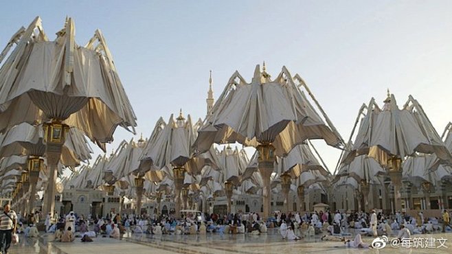 90后设计师超话【令人惊叹的伞形建筑】 它（图1-5）叫做U53，打开之后，长53米，宽53米。德国SL-Rasch公司设计制造而成。它有半个足球场大，现安装在沙特阿拉伯麦加大清真寺北院，共有 ...