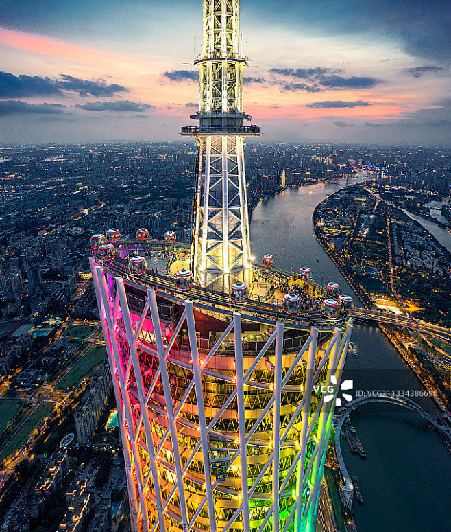 广州塔摩天轮游乐场夜景航拍图片素材
